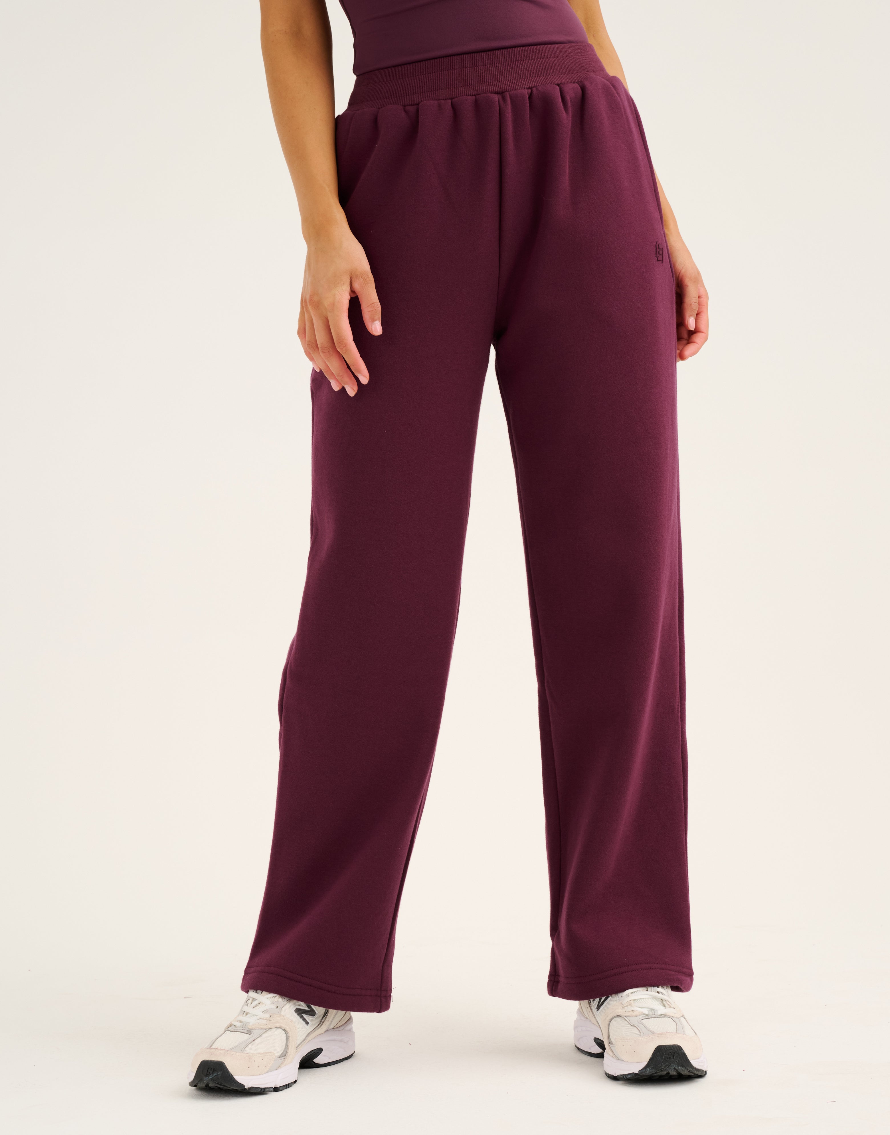 Elemental Straight Leg Sweatpant | ECHT